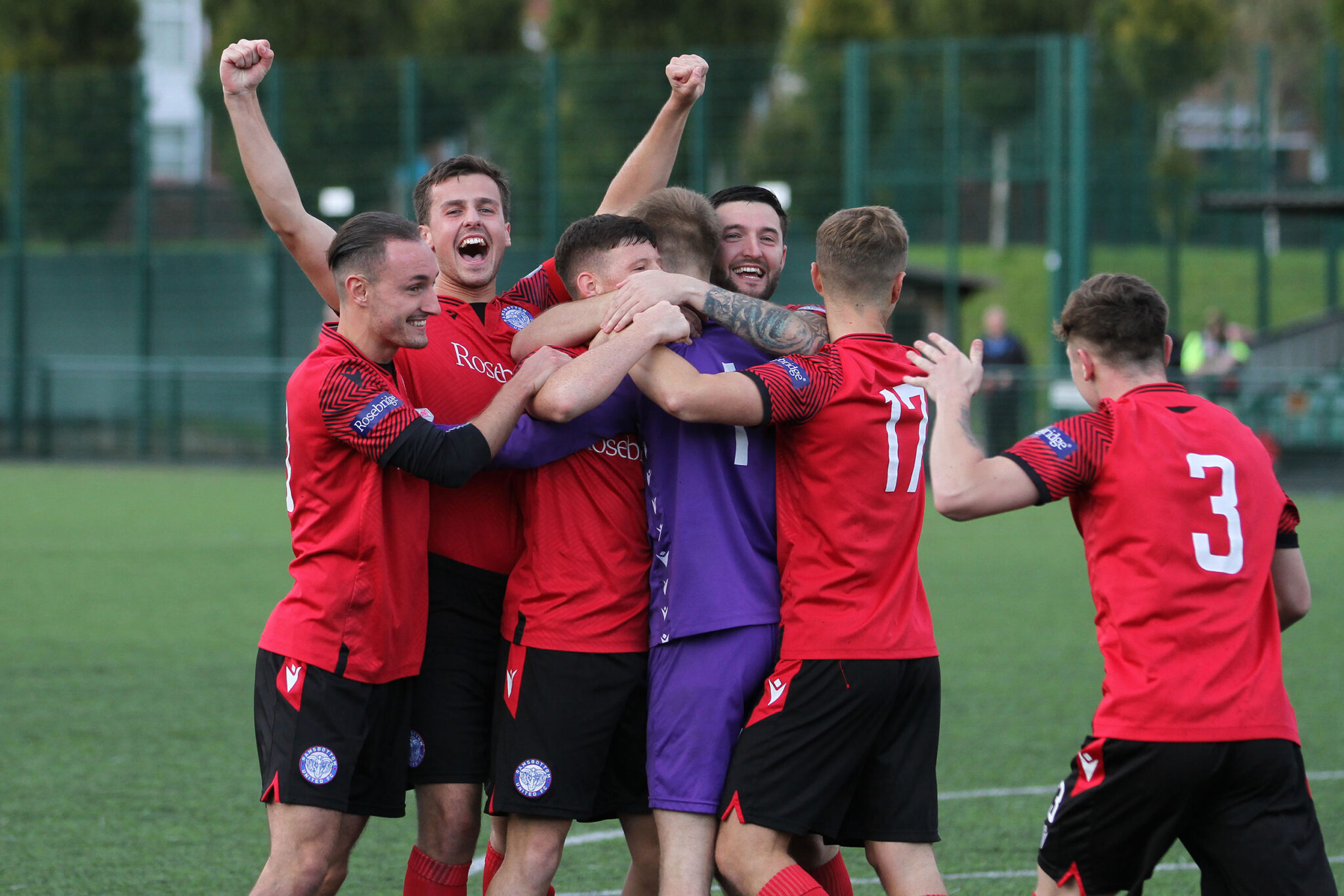THE RAMS ALMOST PAY THE PENALTY - Ramsbottom United FC
