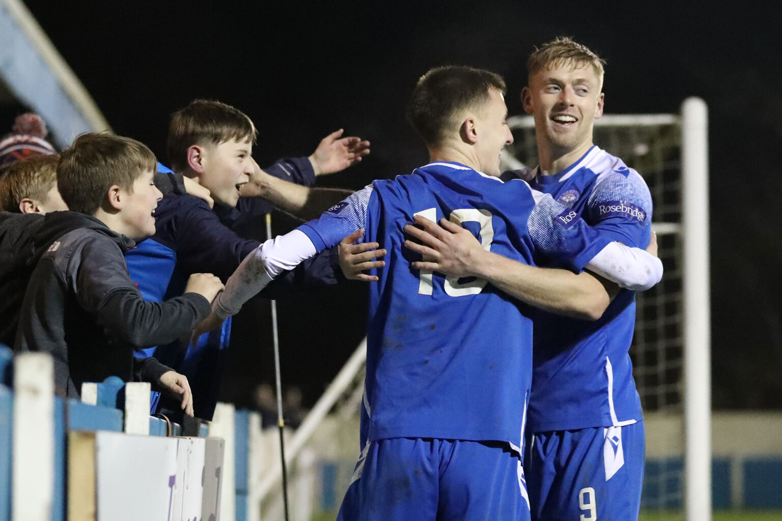 WORTHY RAMS STOP THE ROT - Ramsbottom United FC