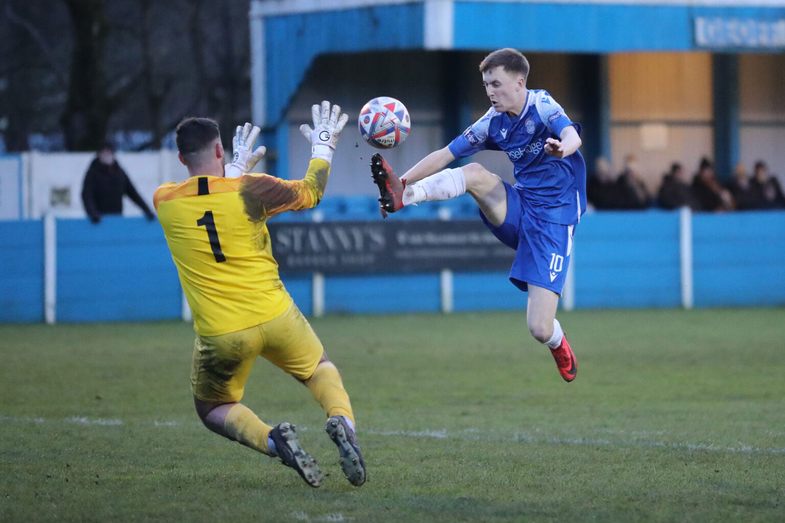 FIVE STAR RAMS AS BOSS HITS MILESTONE - Ramsbottom United FC